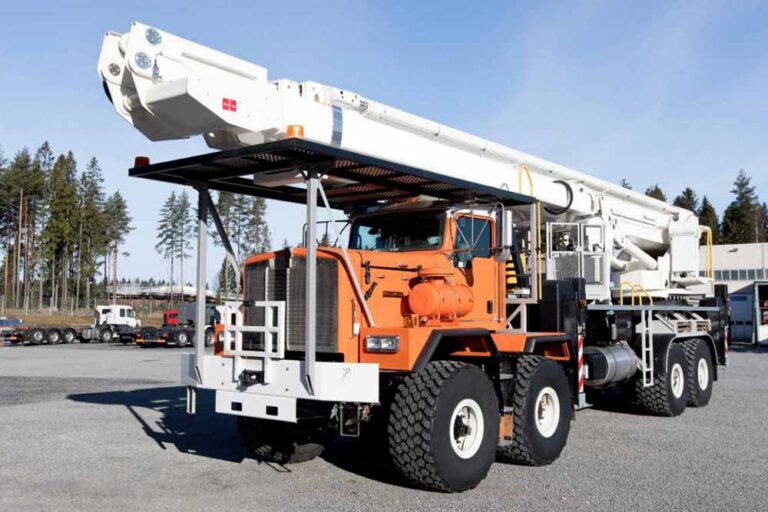 Bronto Skylift Rentals | Largest Fleet in North America | HOLT Aerial